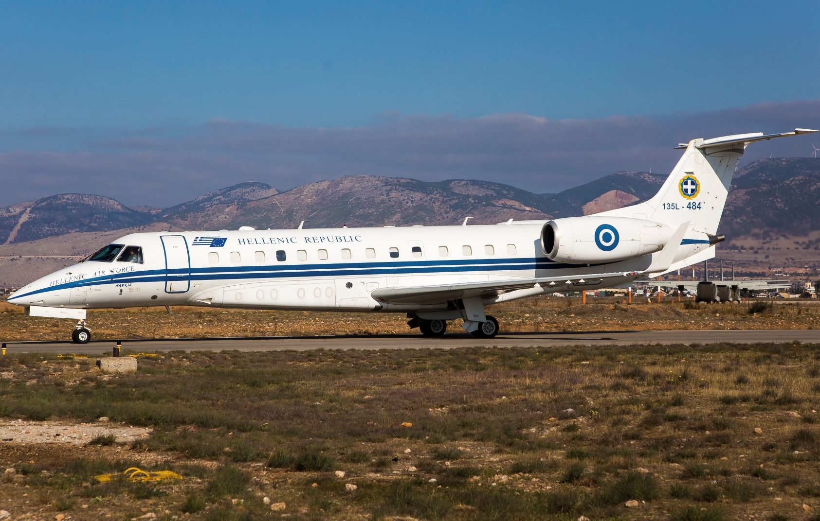 Embraer EMB-135 BJ (Legacy 600) – Γαλανόλευκα Φτερά – Blue White Wings